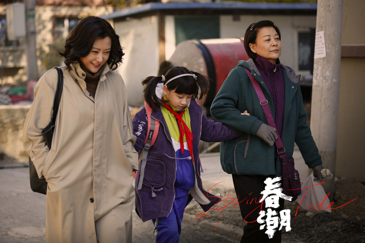 一代又一代紧张的母女关系，全在这部电影里了