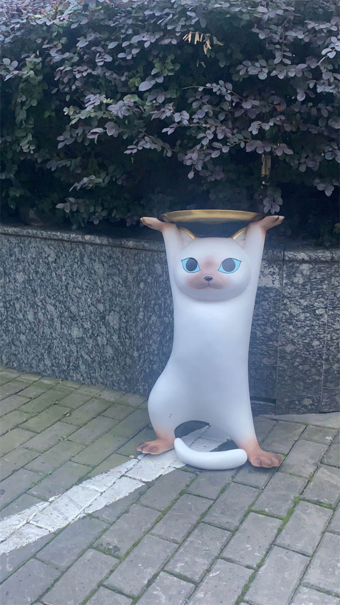 stooping一族，街边“拾荒”