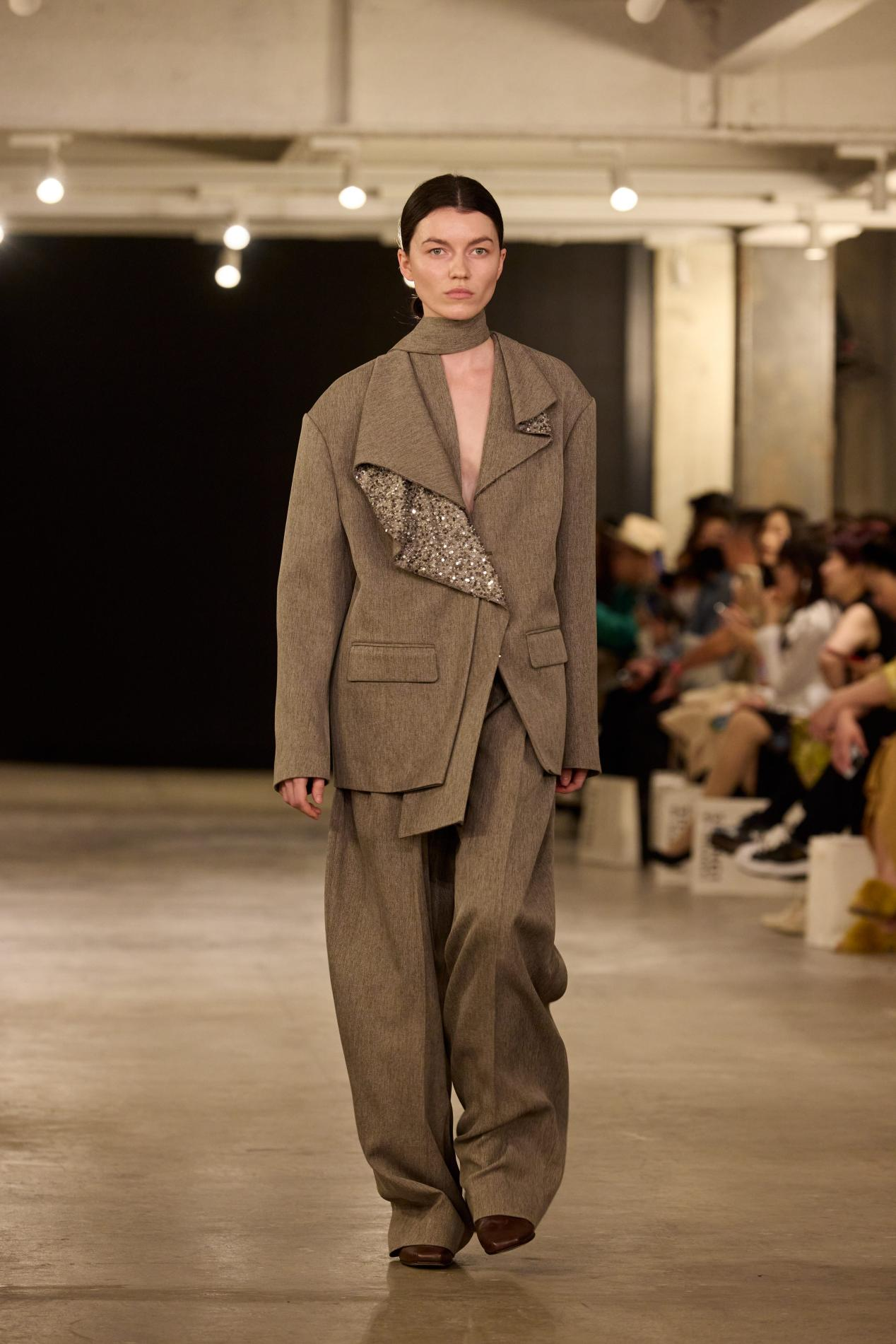 “边界探索”：SHANG1 BY SHANGYI 2024秋冬系列，如约而至